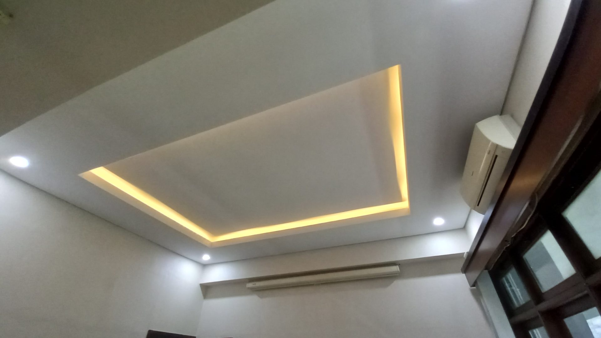 Ruang Dekan FH UGM - CV. Mitra Karya Utama